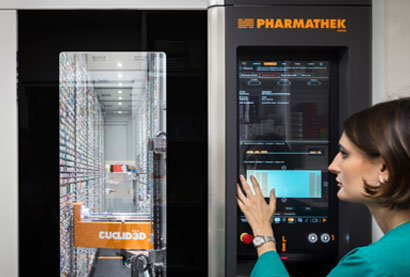 STRATEGA, l'intelligenza artificiale che potenzia i robot in farmacia